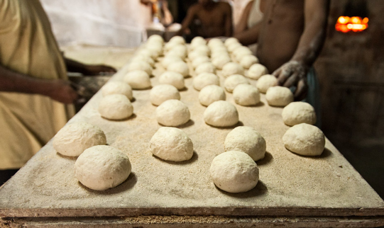 Goan Pão - Photo Blog by Rajan Parrikar
