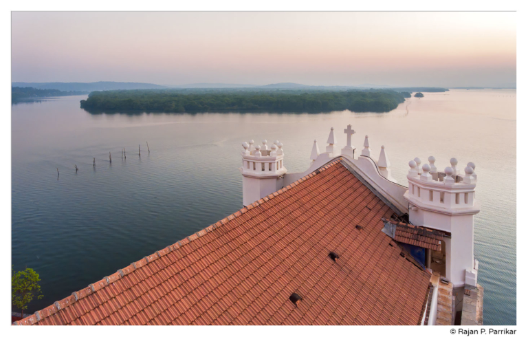 Penha de França - Photo Blog by Rajan Parrikar